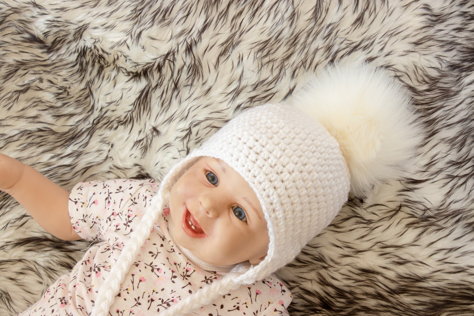 White Baby Hat Pom Pom Hat Baby Pom Hat Crochet Fur Pom Pom - Etsy