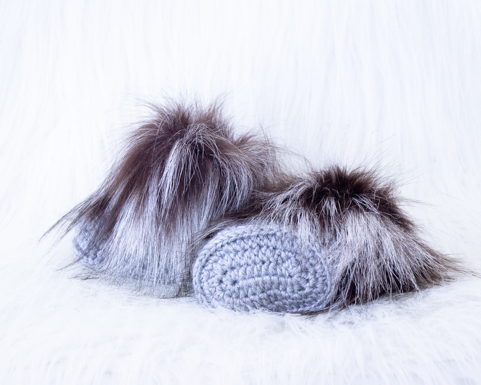 Unisex baby booties and hat Gray baby faux fur Booties and | Etsy