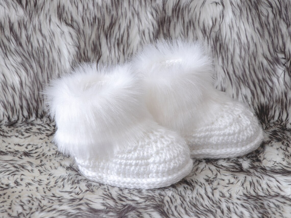 White Baby boots Faux Fur Booties Gender neutral booties | Etsy