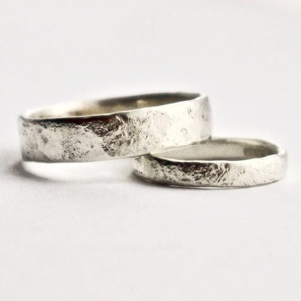 Texture Wedding Ring - Etsy UK