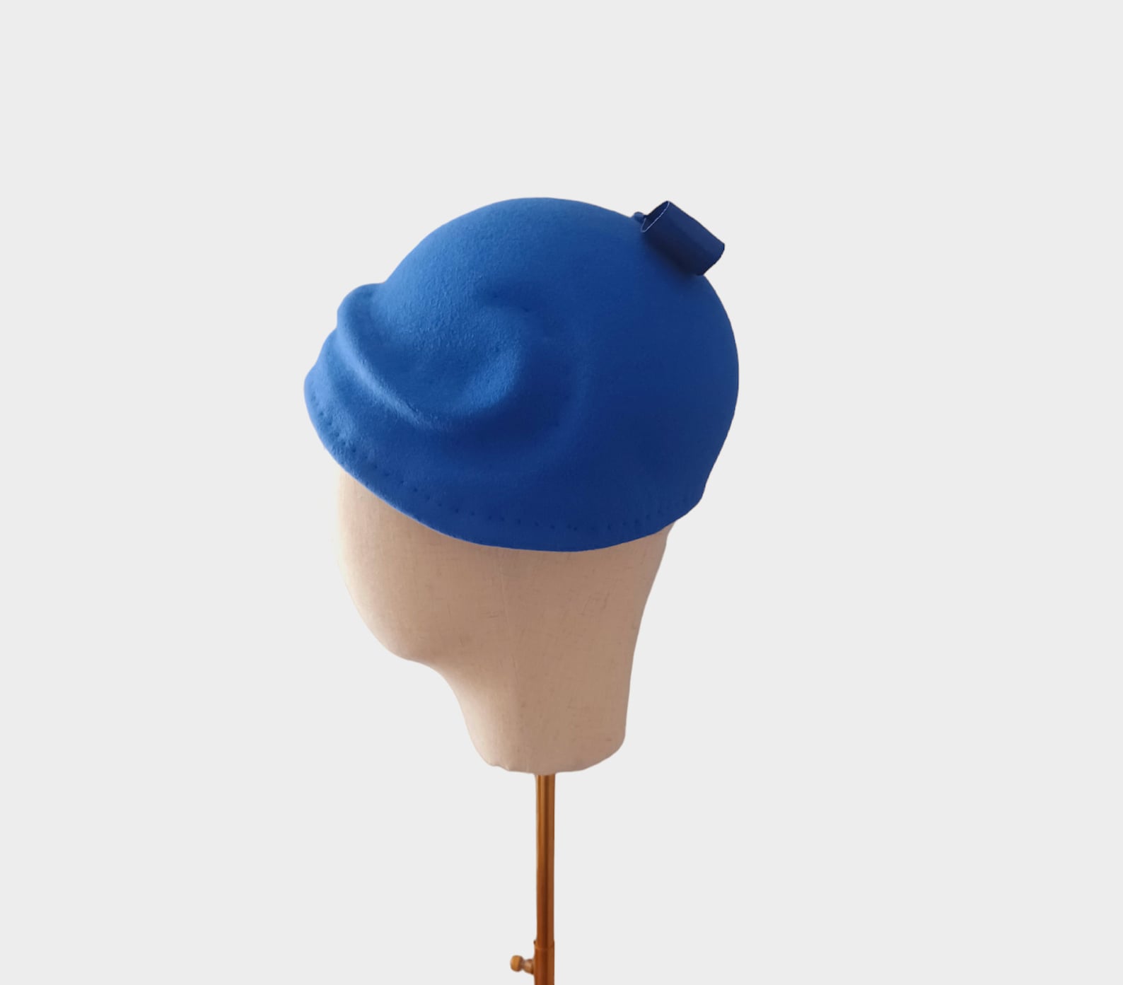 Royal Blue Felt Cloche, 60's Style Blue Felt Cloche Hat With Petersham ...