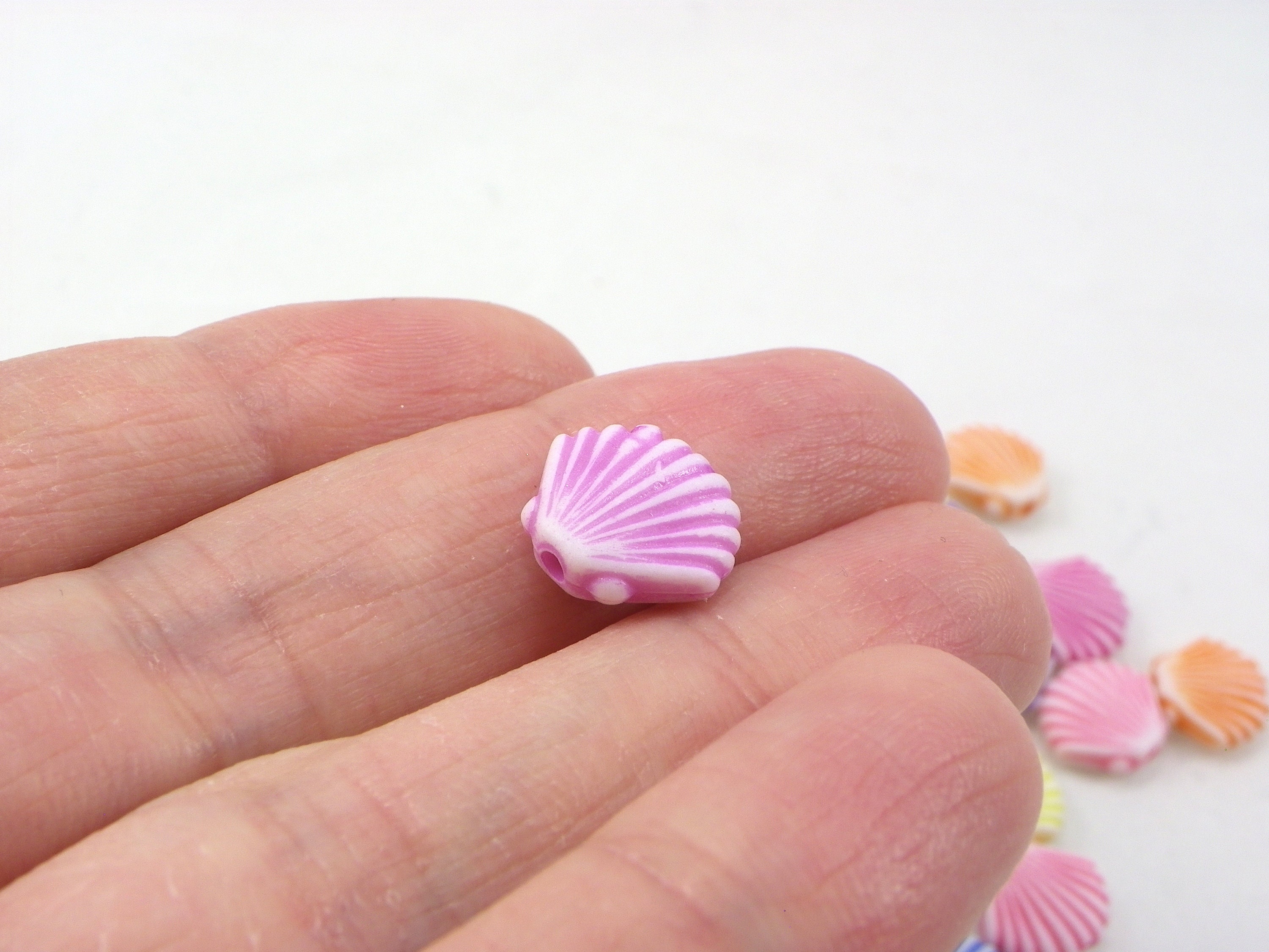 50pcs MIX Colors Lovely Shell Ocean Nautical Shape Acrylic Beads, 2 ...