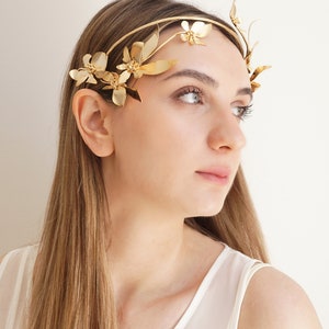 Gold Leaves and Flower Bridal Crown, Gold Floral Bridal Hairpiece ...