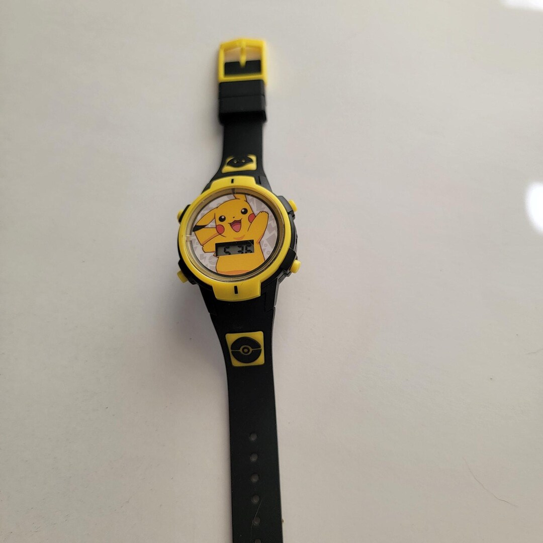 Vintage Watches Pokémon Pikachu Digital LCD Watch Black Yellow Pokéball ...