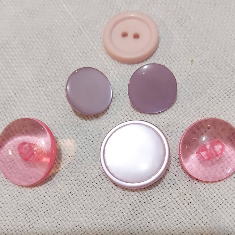 Violet Buttons - Etsy