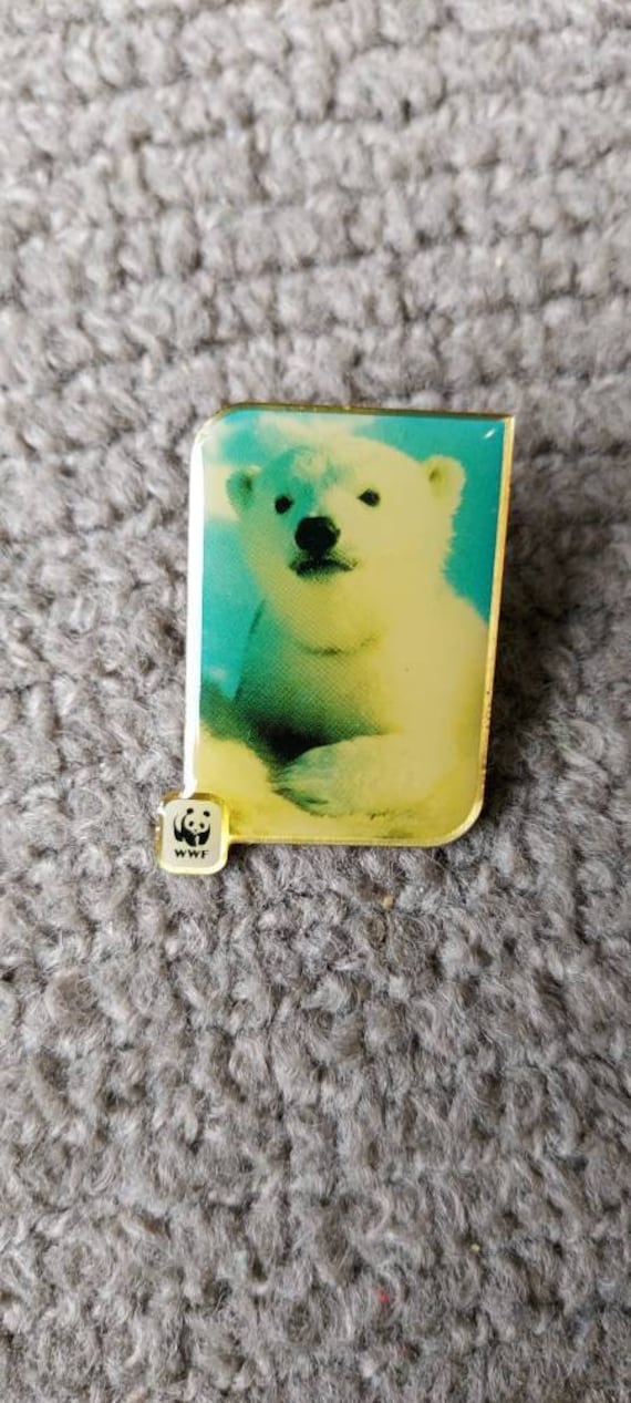 Polar bear pin, WWF pin, vintage collectible polar be… - Gem