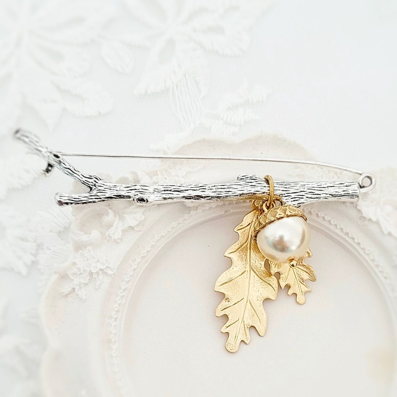 Woodland Brooch - Etsy