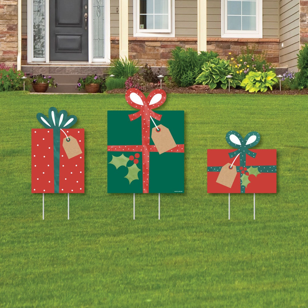 Happy Holiday Presents - Outdoor Lawn Sign Decorations With Stakes ...