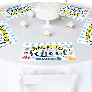 Back to School - Paper First Day of School Classroom Decorations ...