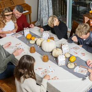 Happy Thanksgiving - Bingo Cards and Markers - Fall Harvest Party Bingo ...