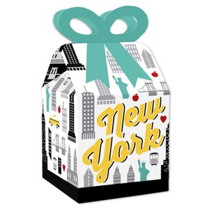NYC Cityscape - Square Favor Gift Boxes - New York City Party Bow Boxes ...