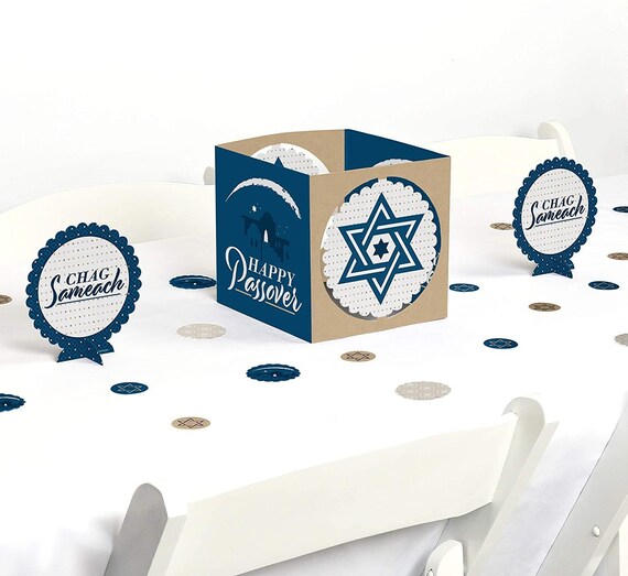 Happy Passover - Pesach Jewish Holiday Party Centerpiece and Table ...