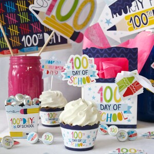 Back to School - First Day of School Classroom Decorations - Party ...