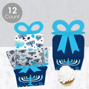 Hanukkah Menorah - Square Favor Gift Boxes - Chanukah Holiday Party Bow ...