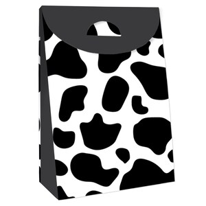 Brown Cow Birthday Bags WRAPAHOLIC Cow Print Gift Bags - 13 Farm Theme ...