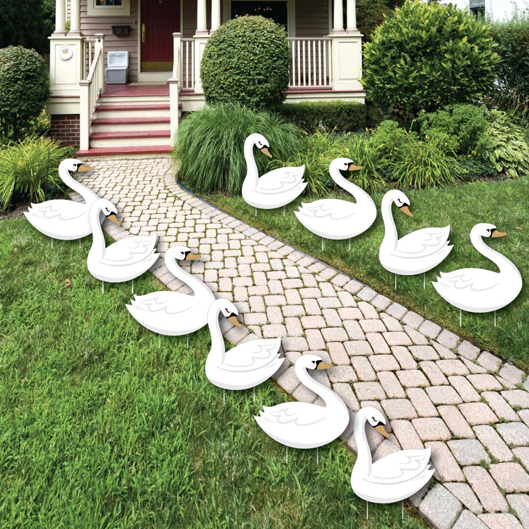 Swan Soiree Decorations - Outdoor Yard Party Decorations - White Swan ...