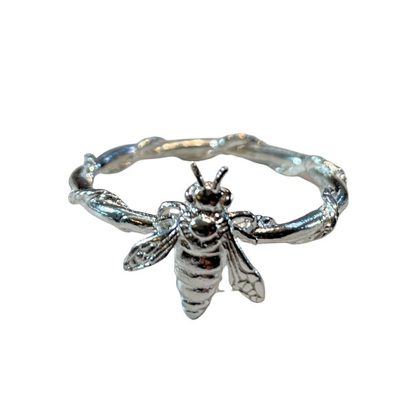 Bee Ring - Etsy
