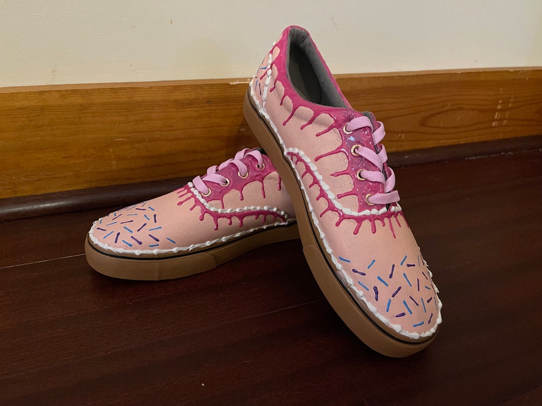 Strawberry Shortcake Hand Painted Sneaker Skate Shoe - Etsy