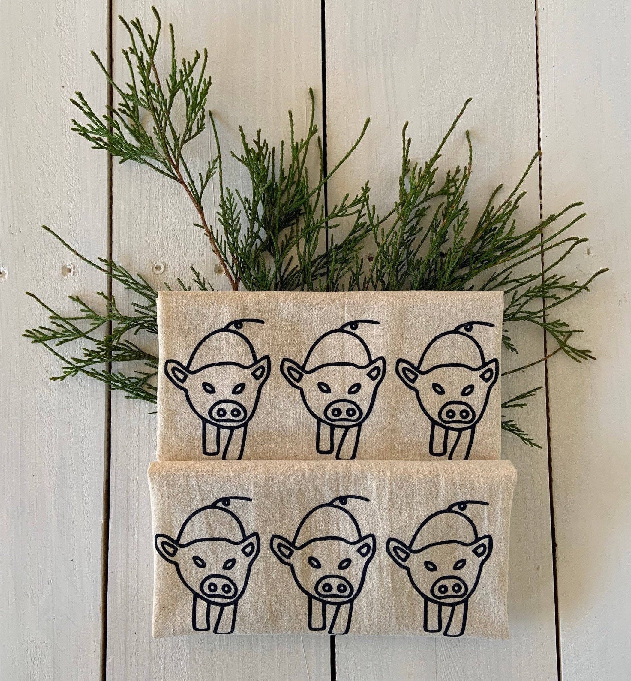 Pig Cloth Napkins, Pig Farmhouse Decor, Set of 2, Pig Flour Sack Napkin ...
