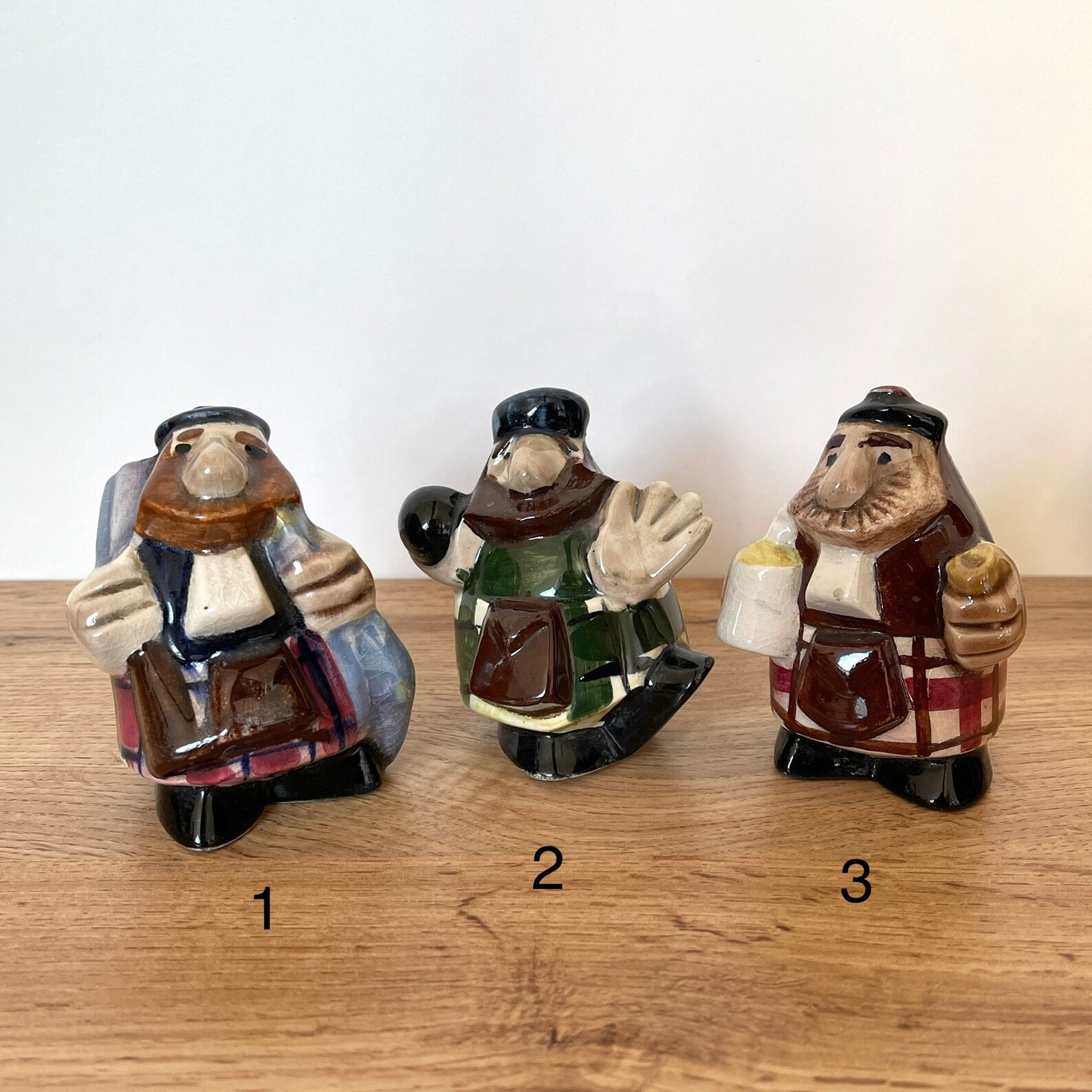 MARLAW HAMILTON FIGURINE / Pottery / Hand Painted / - Etsy