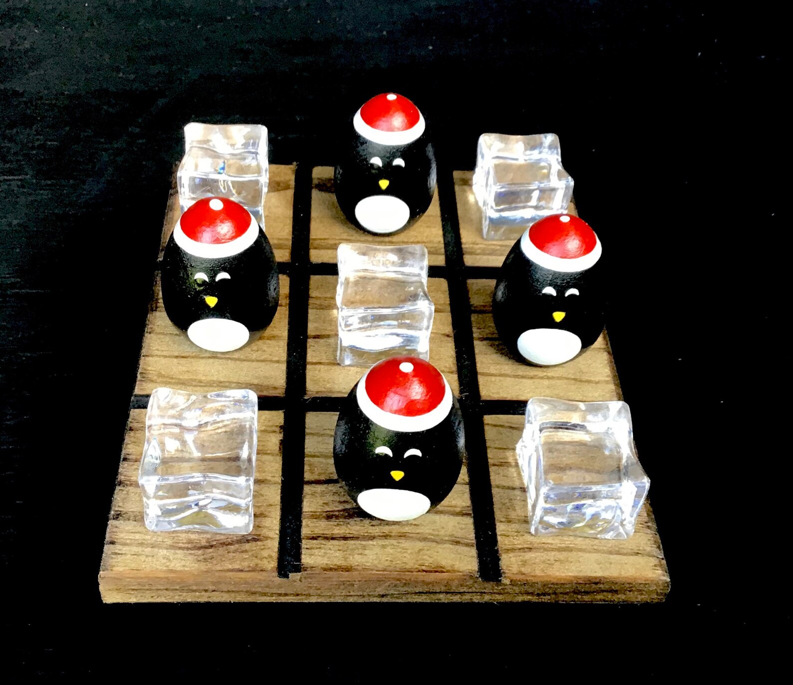 PENGUIN red Hat and ICE CUBE Tic-tac-toe - Etsy