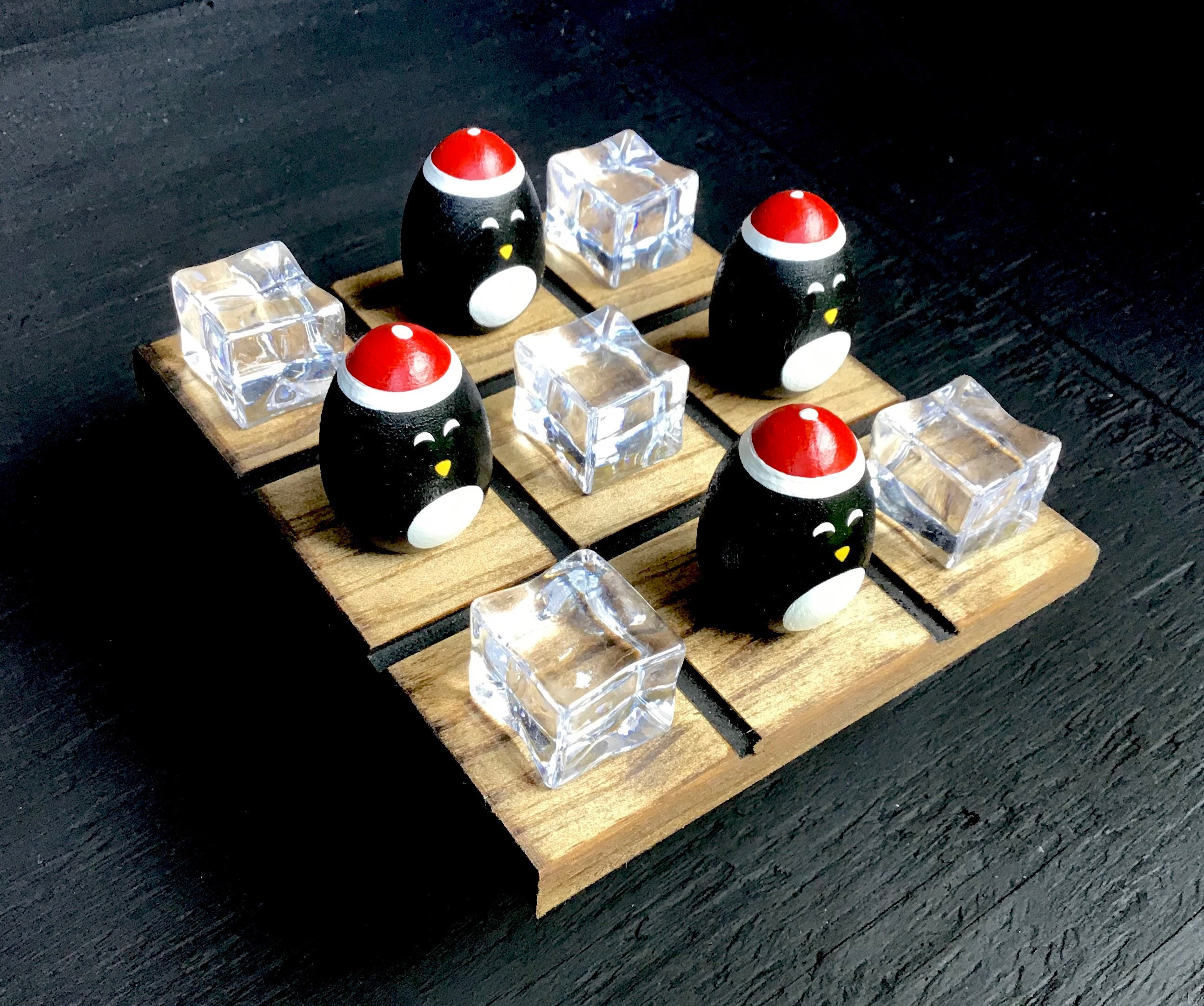 PENGUIN red Hat and ICE CUBE Tic-tac-toe - Etsy