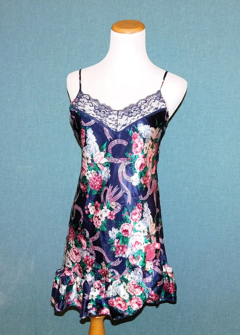 Pretty NAVY Blue Floral SATIN and Lace SLIP Chemise Nightie Nighty ...