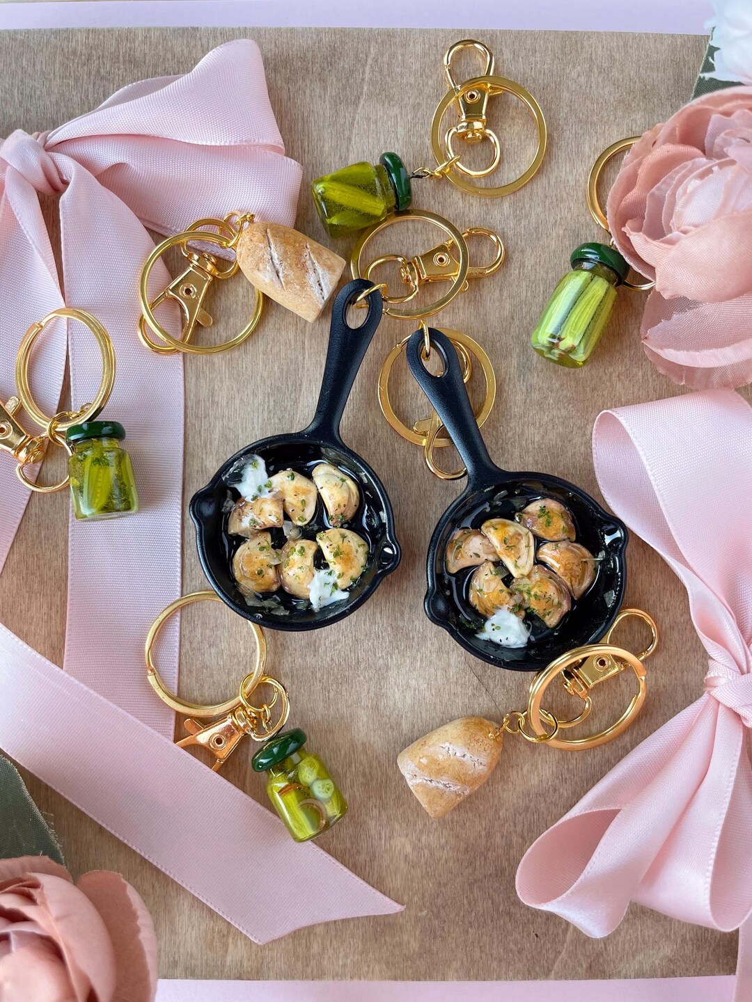 Miniature Winnipeg Foods Inspired Skillet one Keychain Unique Gift for ...