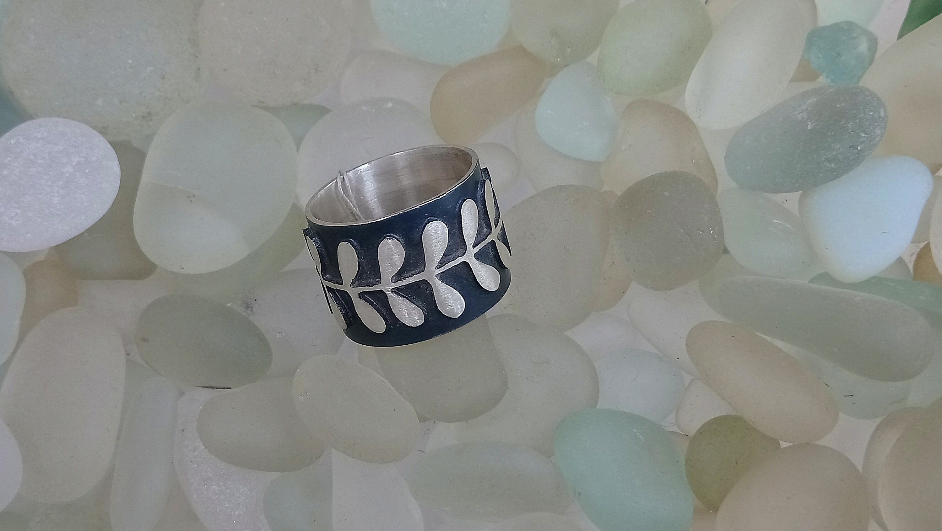 Flower Stem Ring - Etsy