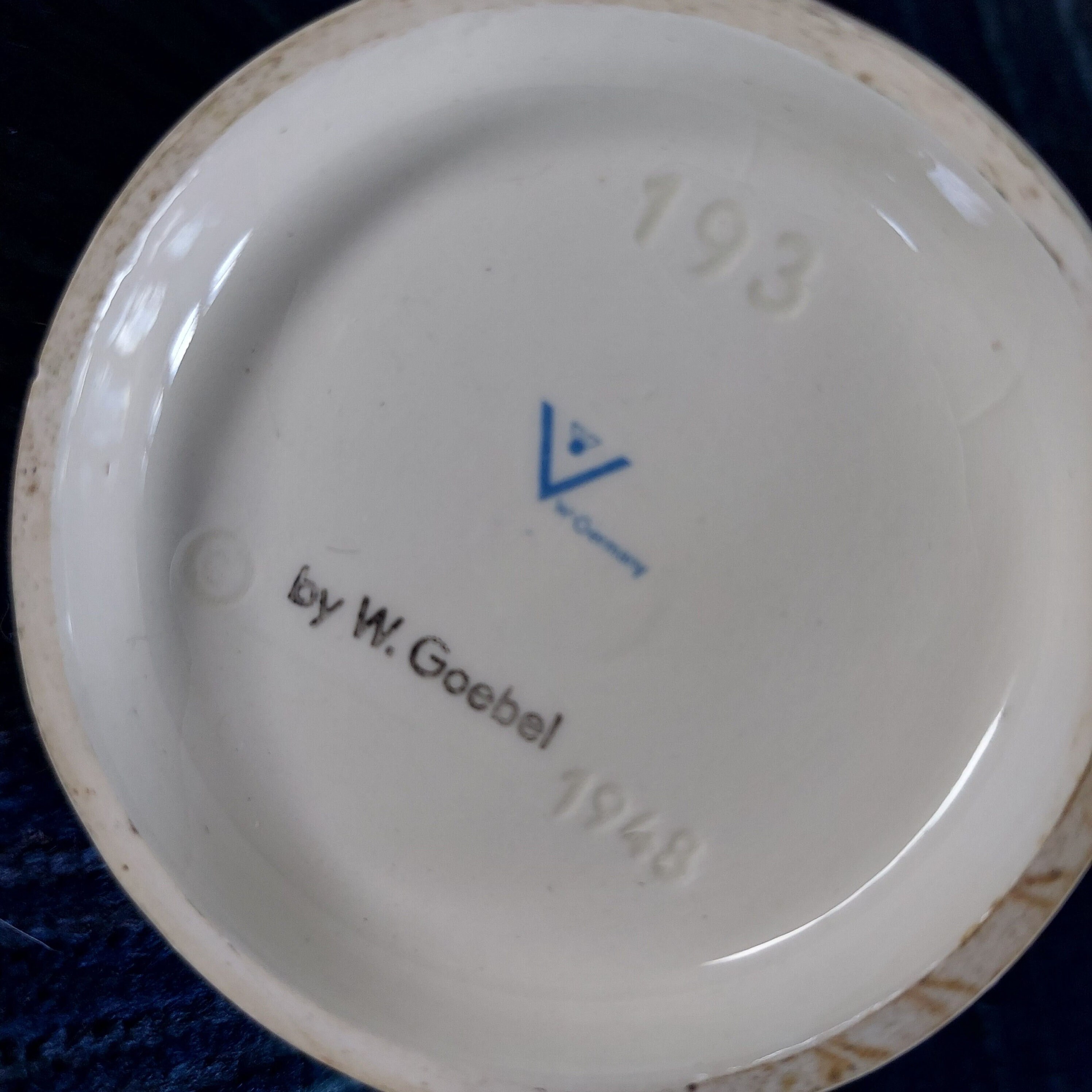 Vintage 1948 Hummel Figurines. - Etsy