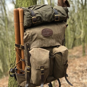 Bushcraft Tripod Leather and Oak Stool - Etsy