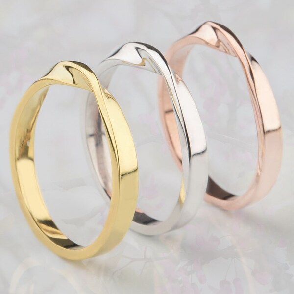 Eternal Love Ring - Etsy