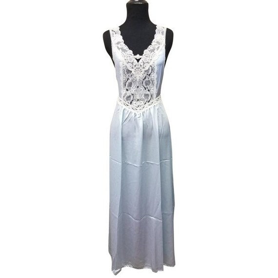 Donna Richards Light Blue Lace Satin Peignoir & Night… - Gem