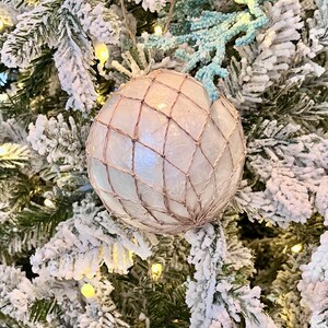 Capiz Shell Net Ball Ornaments, Beach Christmas Shell Ball Ornament ...