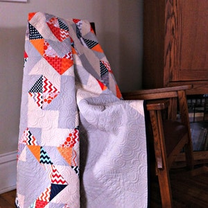 Diamond Dust Quilt Pattern in Table Runner, Throw and Queen Size ...