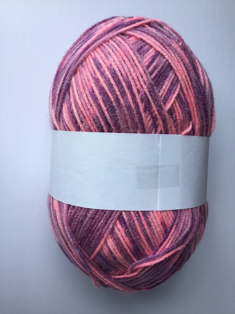 Red Heart Comfort Yarn 340g/12oz Shaded Rose Print - Etsy