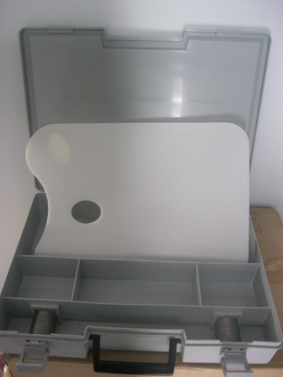 Rare Artbin Sketch Box With Stain Resistant Palette & Unique Springs ...