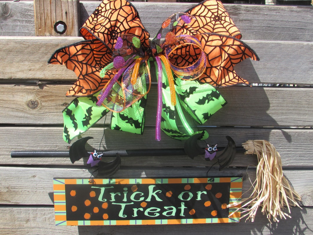 Halloween Door Decor Trick or Treat Door Decor Spider Web Door - Etsy