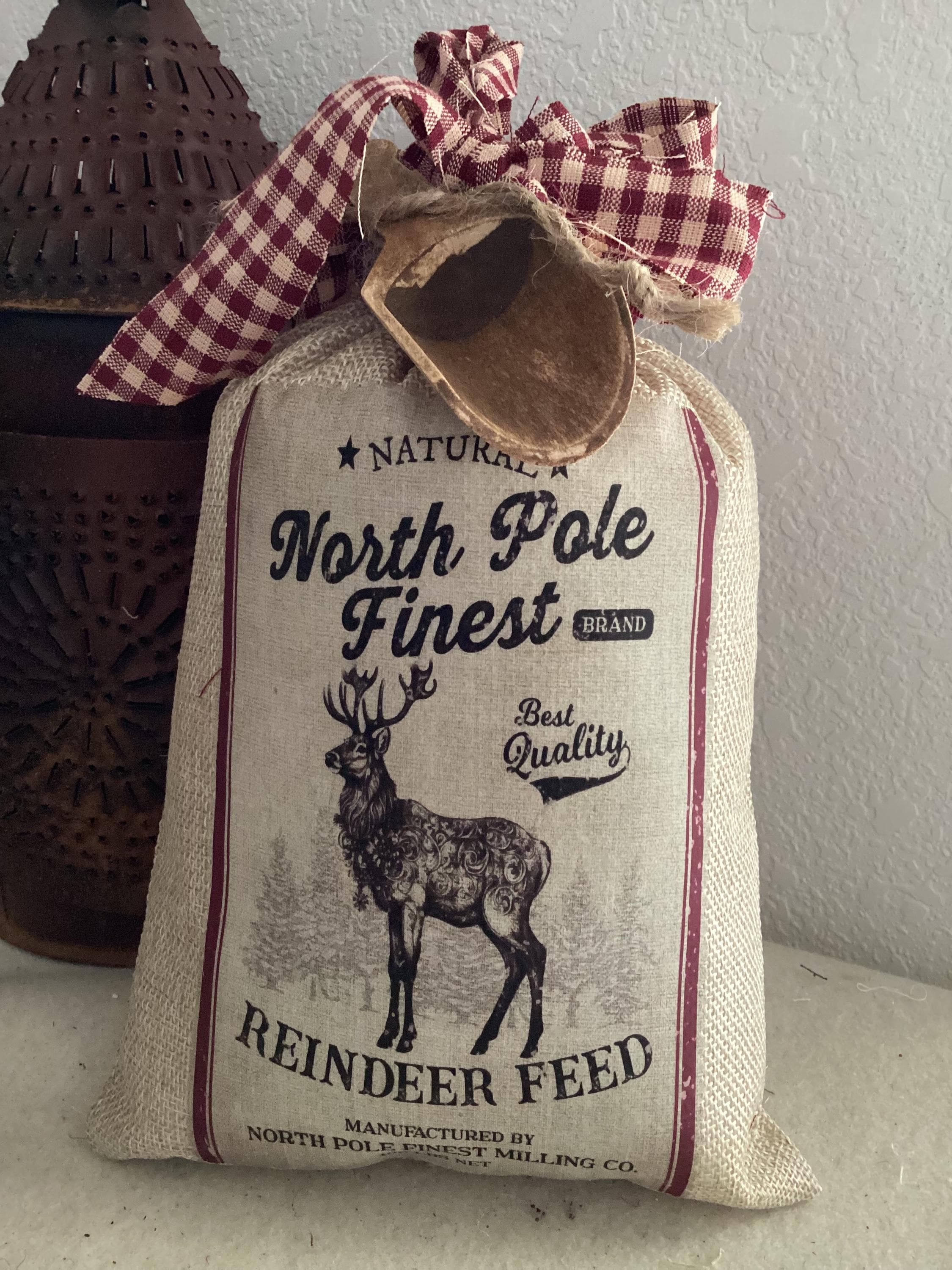 Reindeer Dust Sign