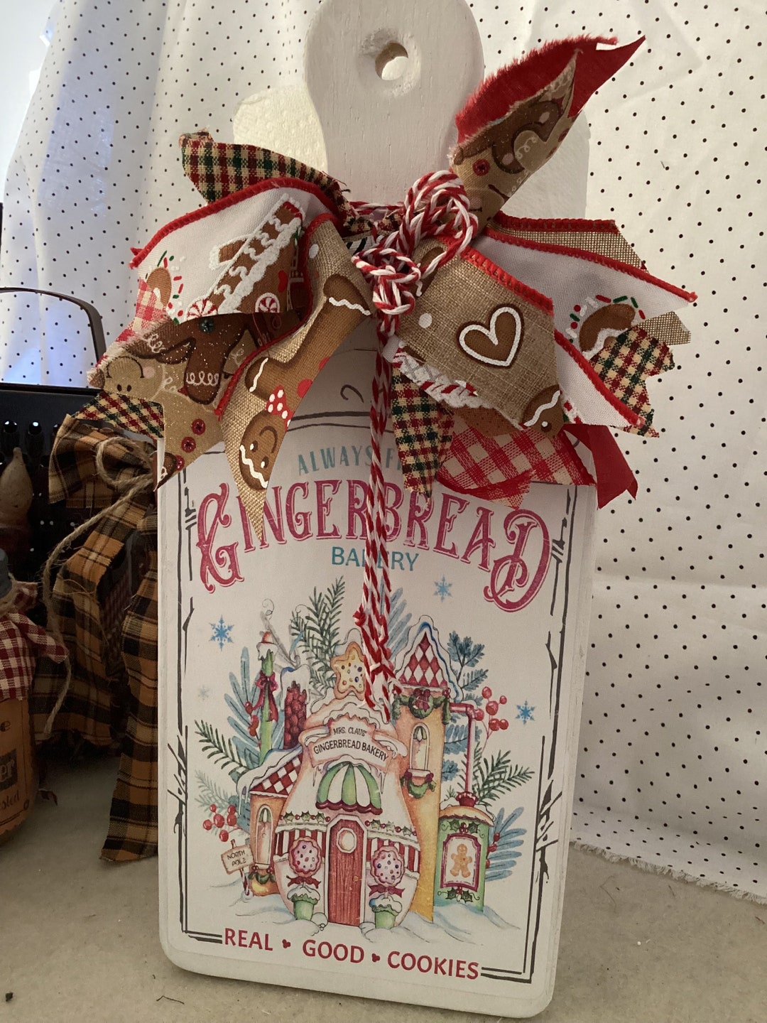 Gingerbread Paper Towel Holder, Gingerbread Bakery Kitchen Paper Towel ...