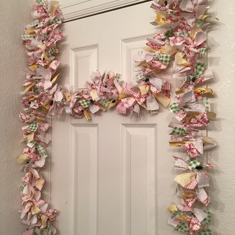 Daisy Garland - Etsy