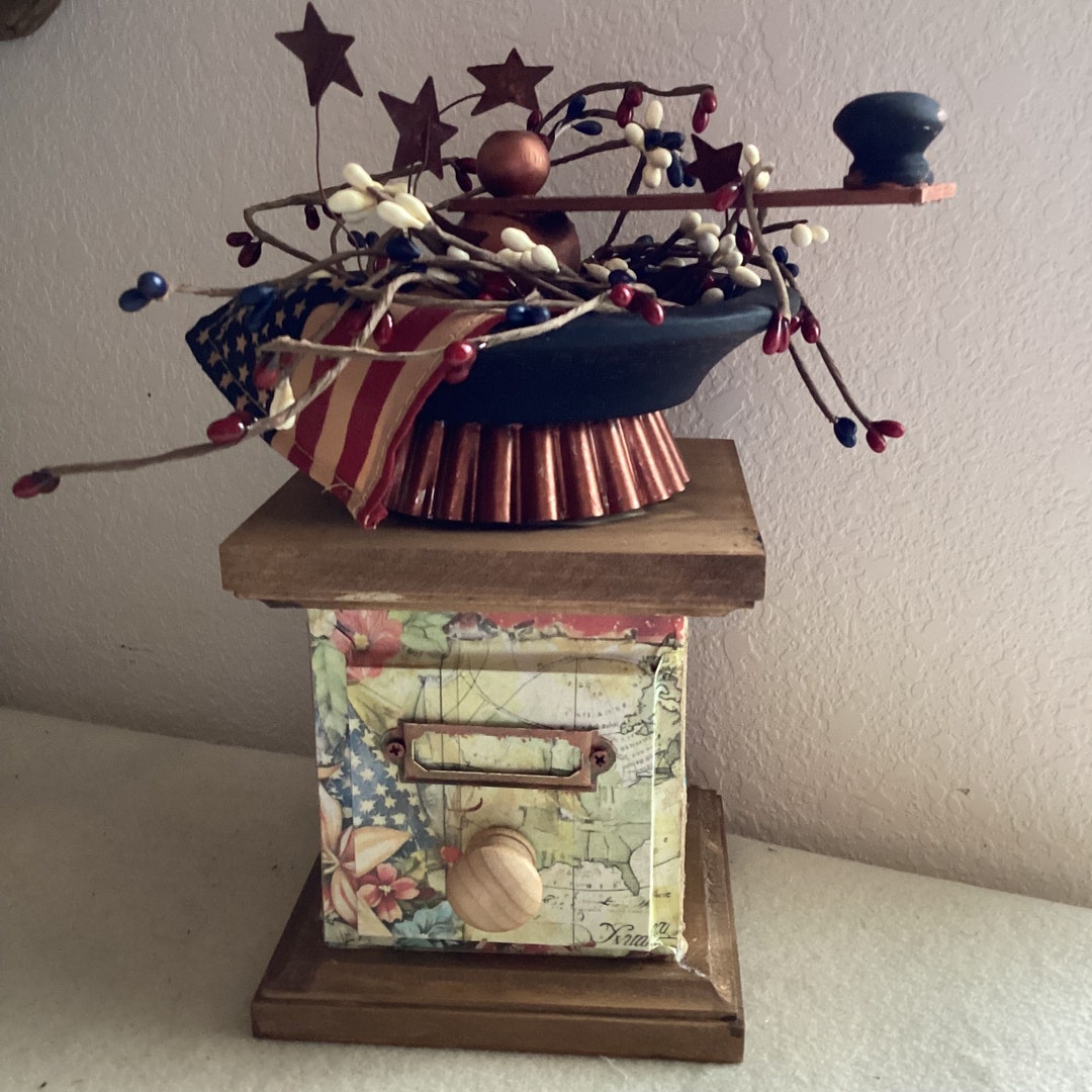 Faux Handmade Coffee Grinder, Americana Country Kitchen Coffee Grinder ...