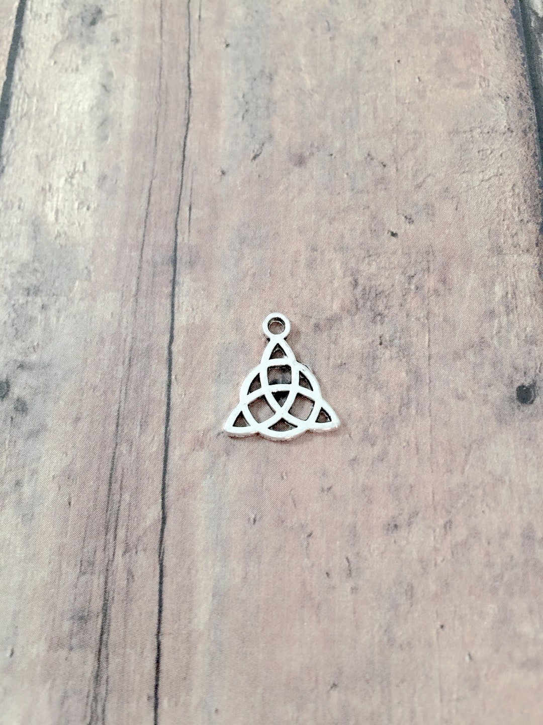 10 Celtic Knot Triquetra triple Knot Charms 2 Sided Zinc Alloy BX50 - Etsy