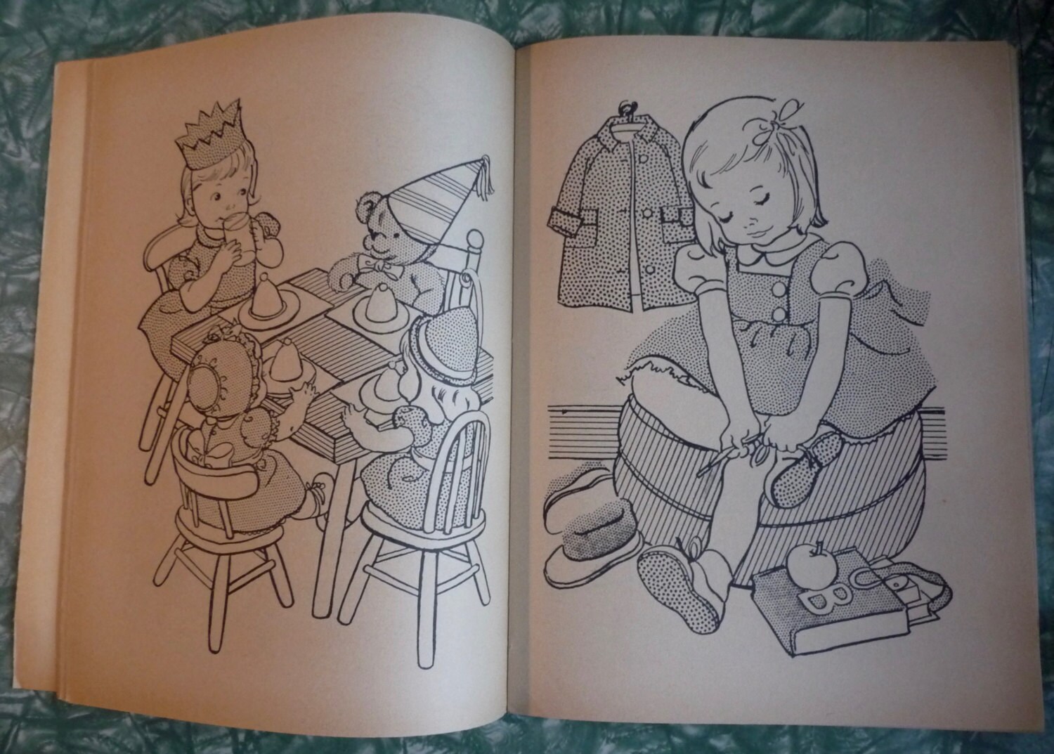 Paint with water. Merrill company. 1962. Children's vintage coloring ...