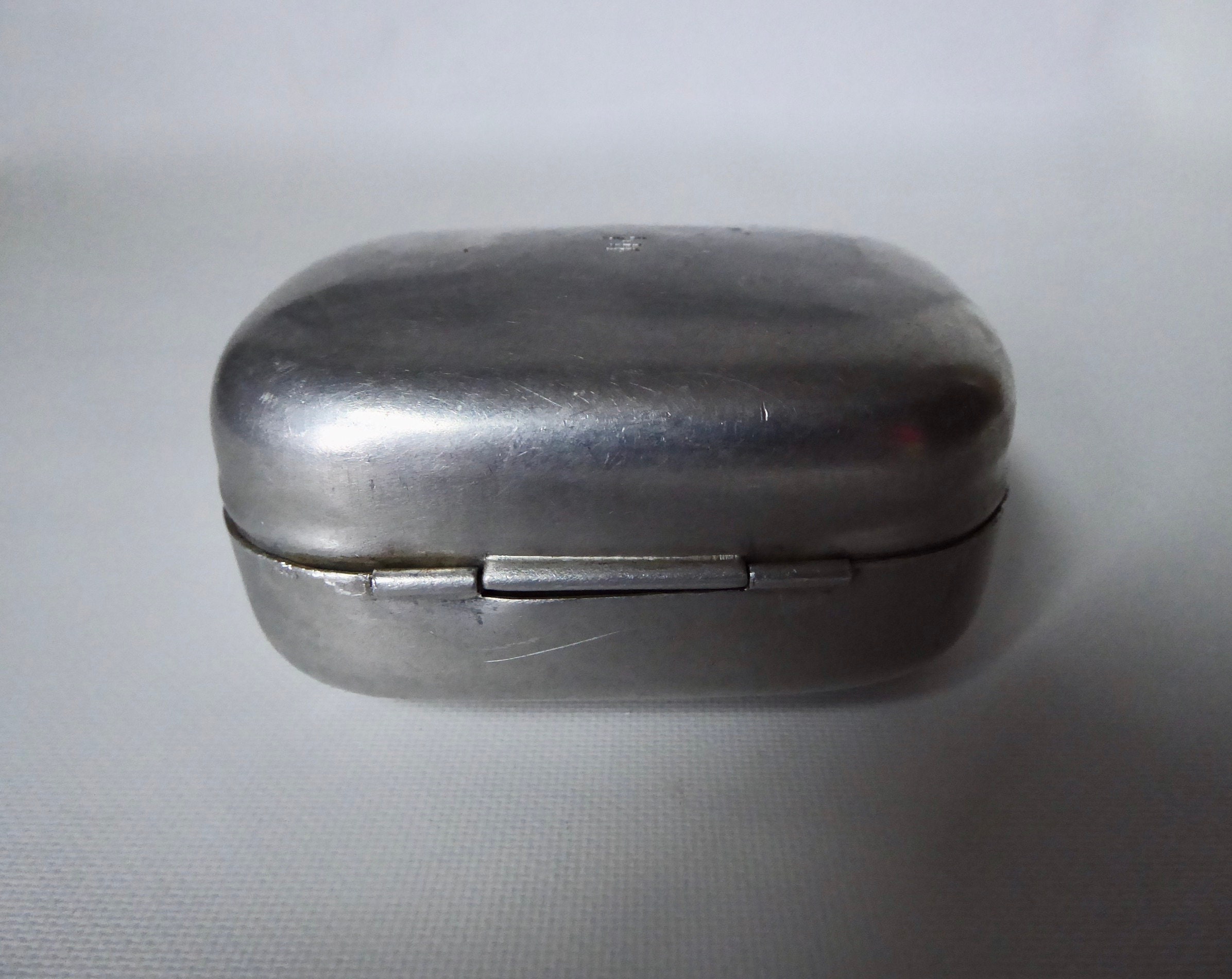 Vintage military soap box. Aluminium. 1945.
