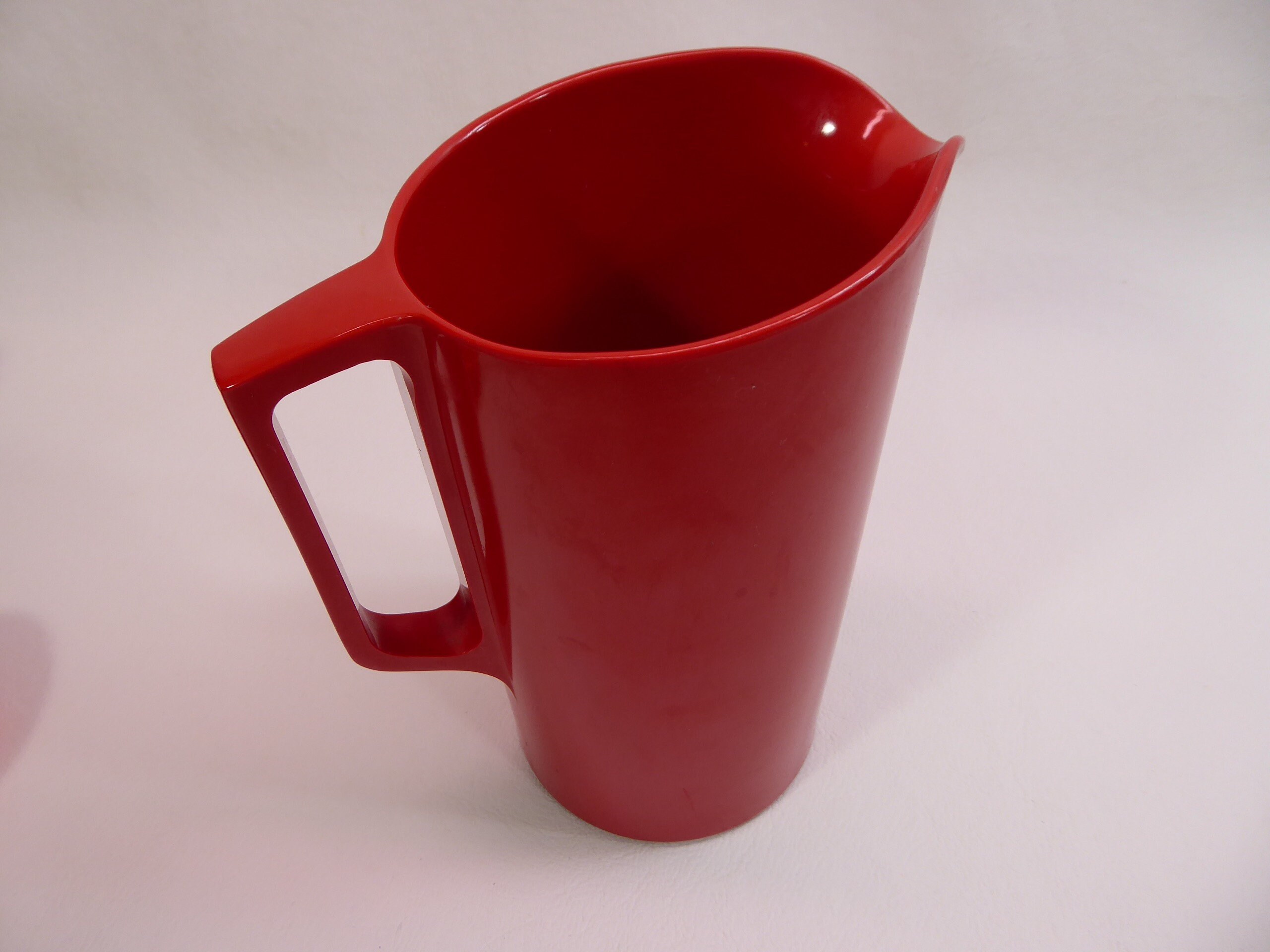 Red jug Melmac. L.P.G. made in Canada. Milk pot. Bowl. Vintage kitchen ...
