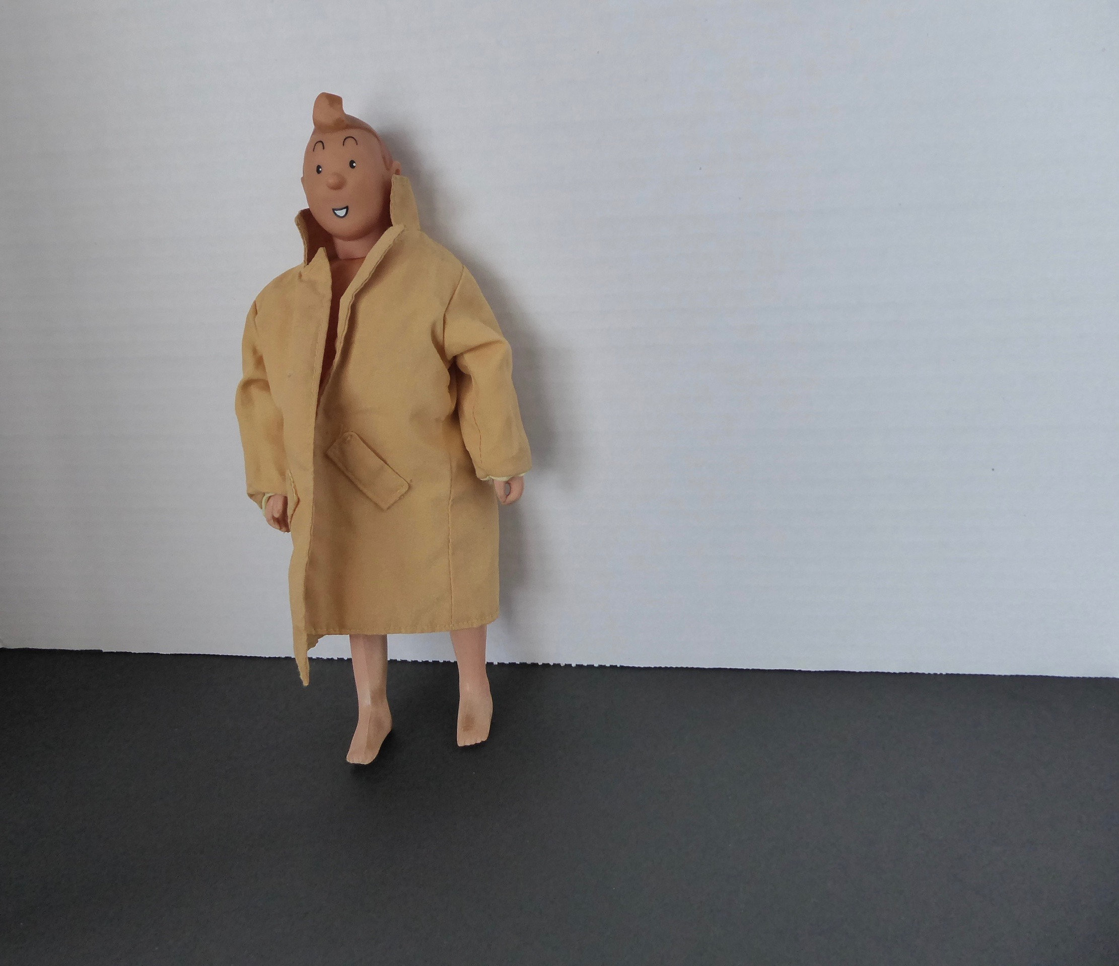 Tintin. Articulated figure. Hergé. Doll 23 cm. Tintin Collection. Year 80