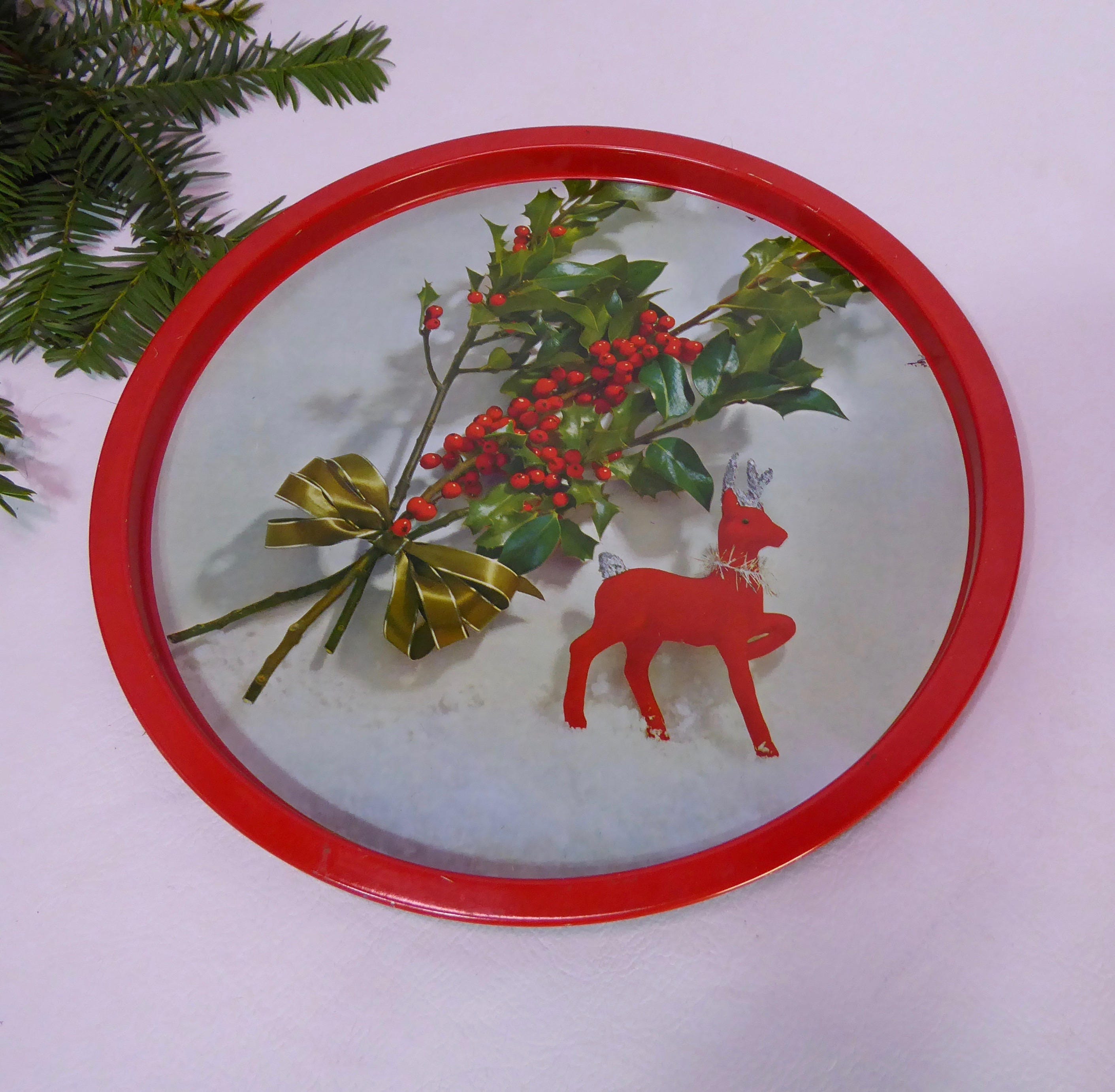 Christmas tray vintage metal. Reindeer. Sheet of mistletoe. Holly ...