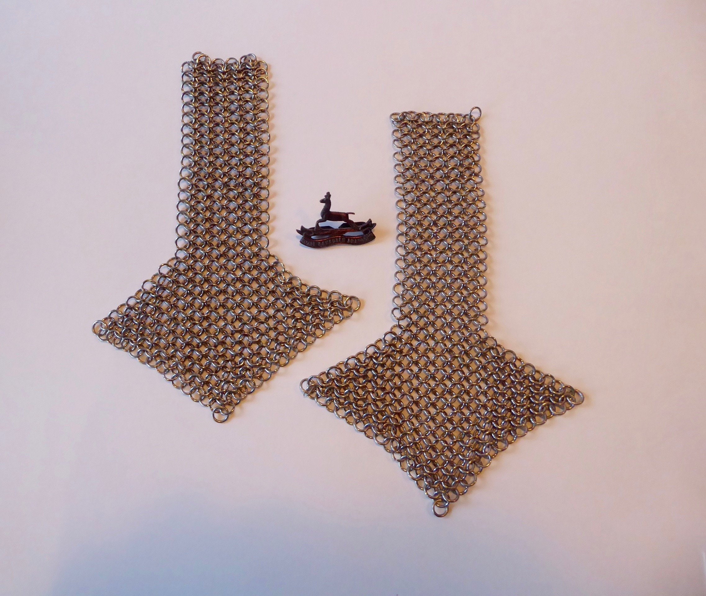 Shoulder pads chainmail mesh and badge. Royal Canadian Dragoons ...