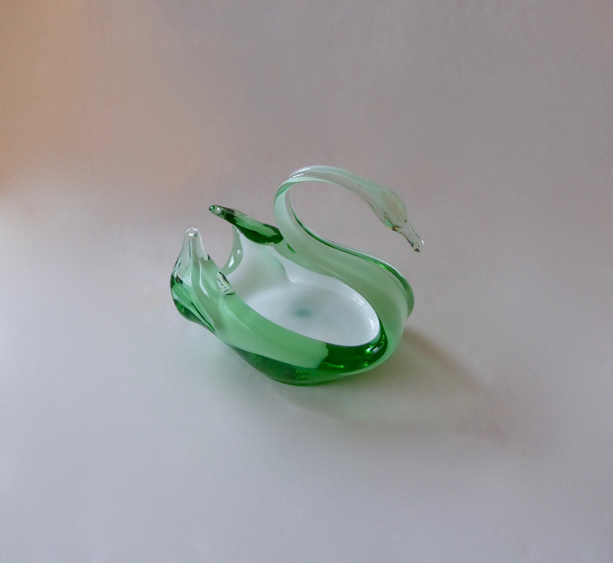 Glass art. Blown glass swan. Murano style. 1950-60.